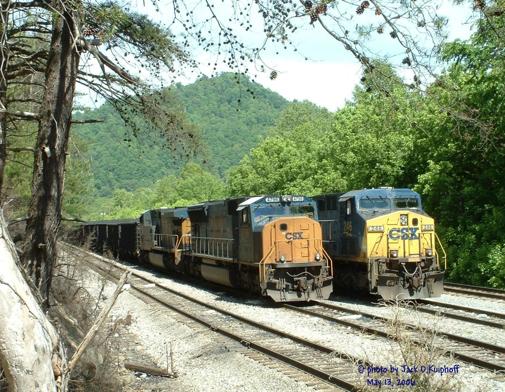 CSX 246 & CSX 4796 wait for crews to head out Shelby yard,